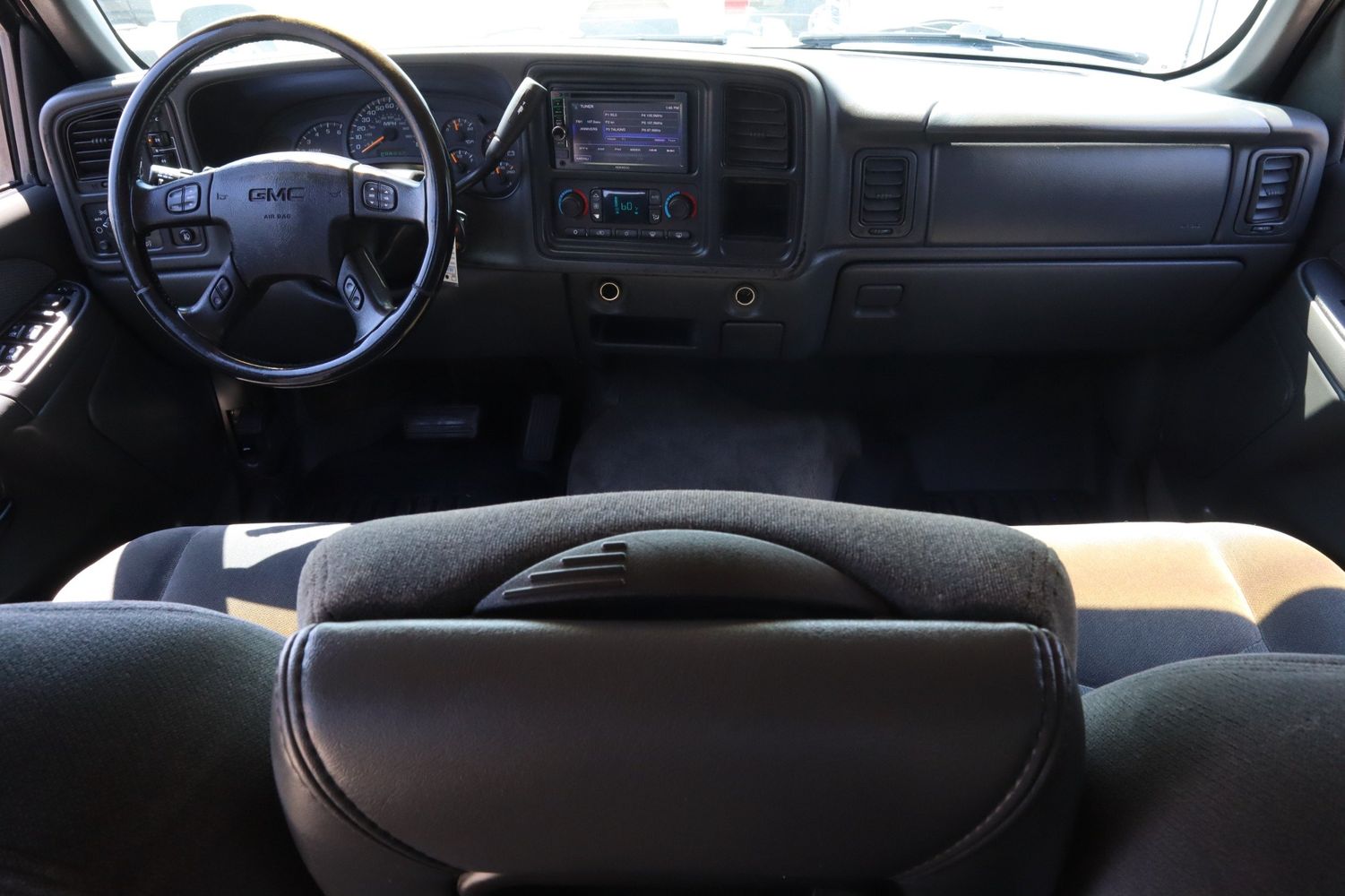 2003 GMC Sierra 2500HD SLE | Victory Motors of Colorado