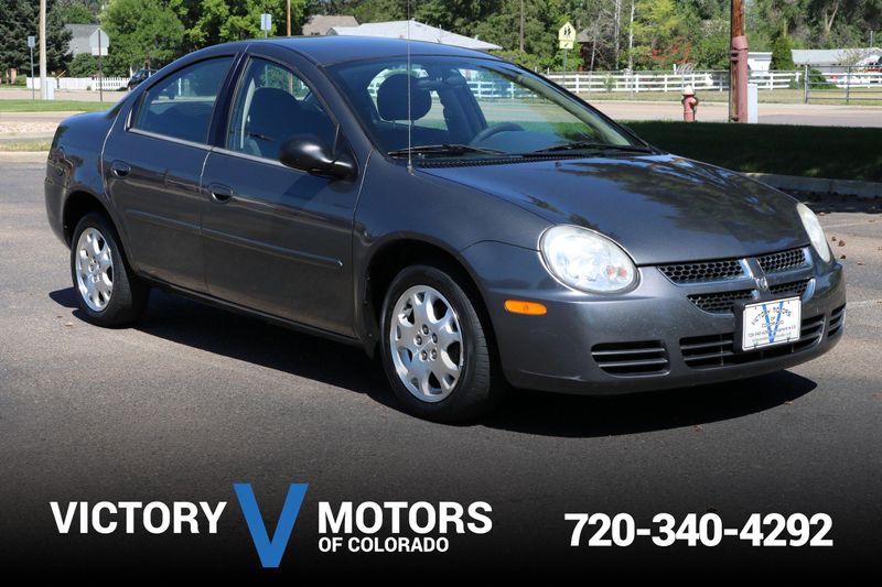 2004 Dodge Neon Photos