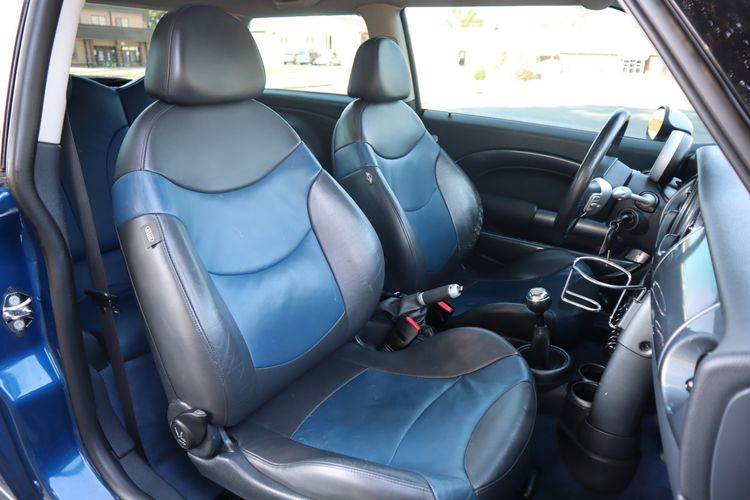2004 MINI Cooper S | Victory Motors of Colorado
