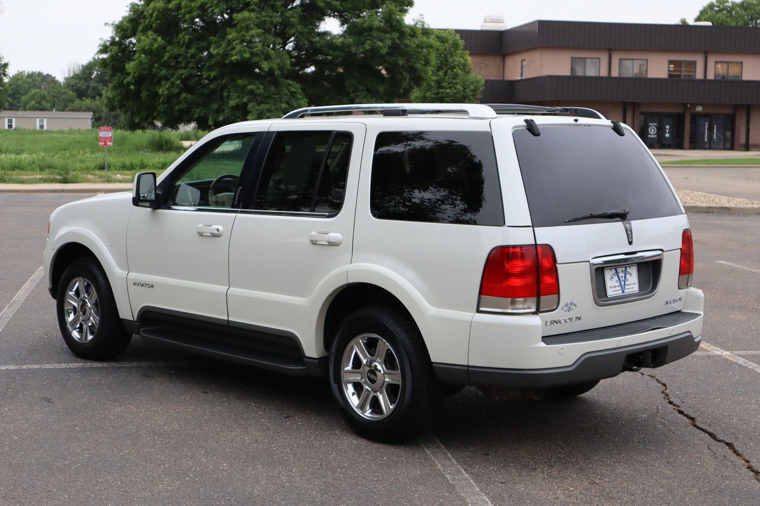 2004 Lincoln Aviator Luxury | Victory Motors of Colorado