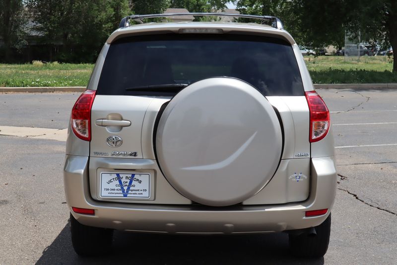 2007 Toyota RAV4 Photos