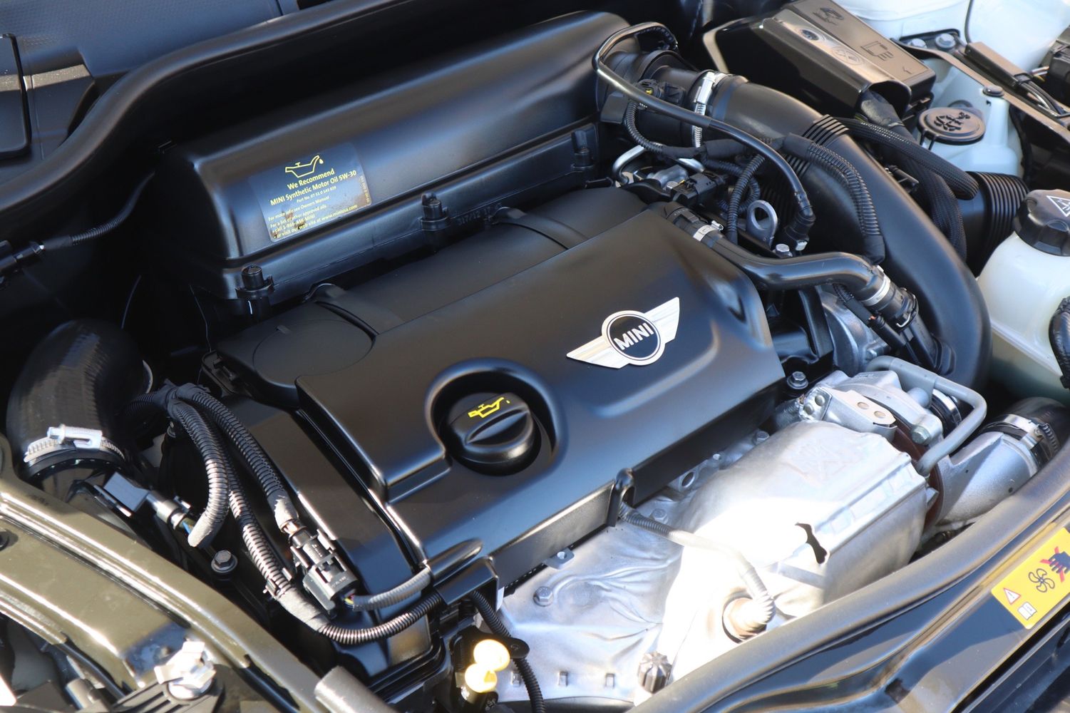 2013 MINI Hardtop Cooper S | Victory Motors of Colorado