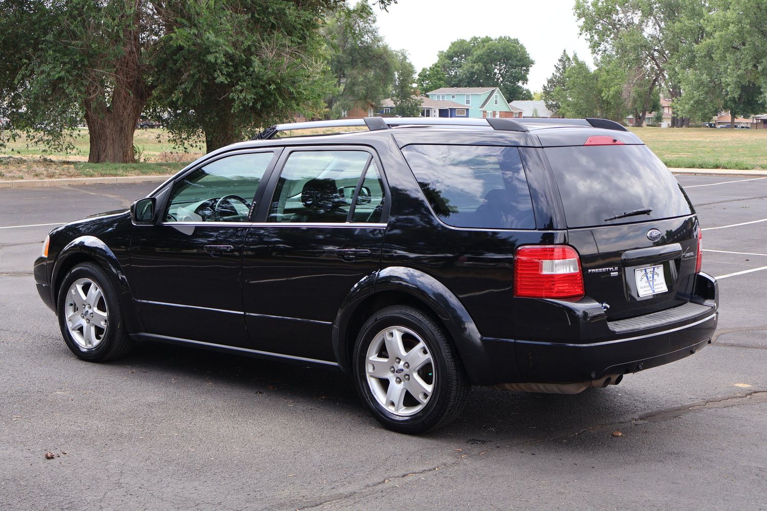 2006 Ford Freestyle Limited | Victory Motors of Colorado