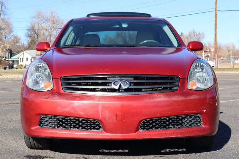 2005 INFINITI G35 Photos