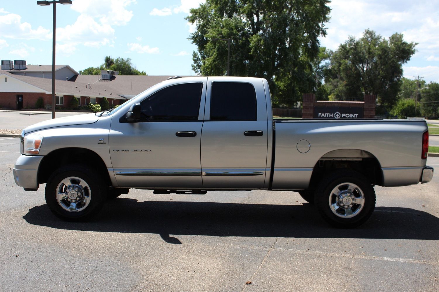 2006 Dodge Ram 2500 SLT | Victory Motors of Colorado