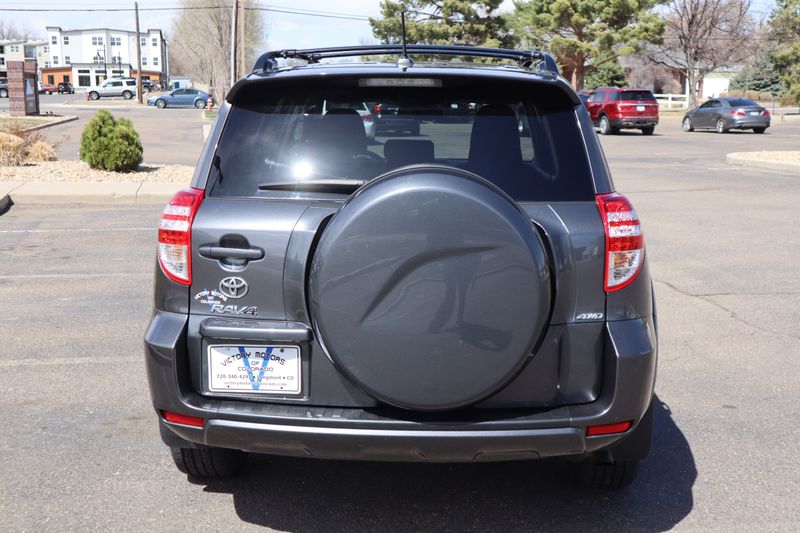 2012 Toyota RAV4 Photos