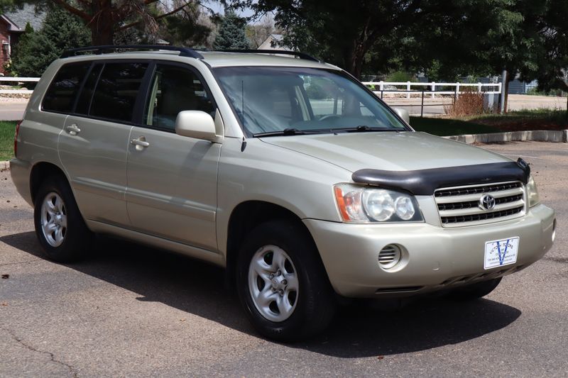 2003 Toyota Highlander Photos