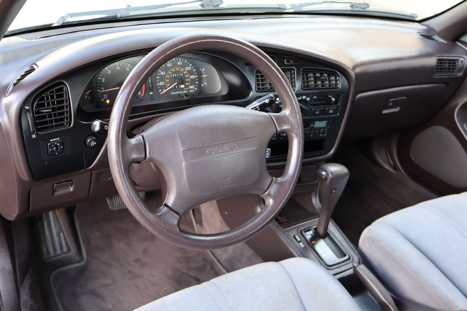 1992 Toyota Camry LE | Victory Motors of Colorado