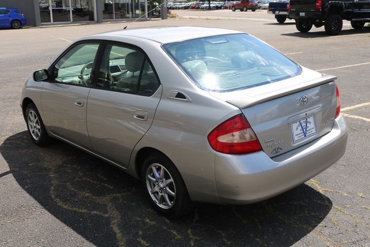 2001 Toyota Prius Base | Victory Motors of Colorado