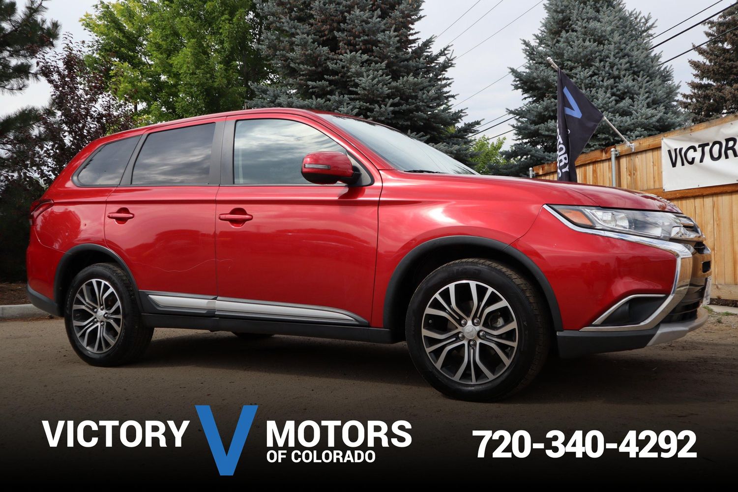 2016 Mitsubishi Outlander SE | Victory Motors of Colorado