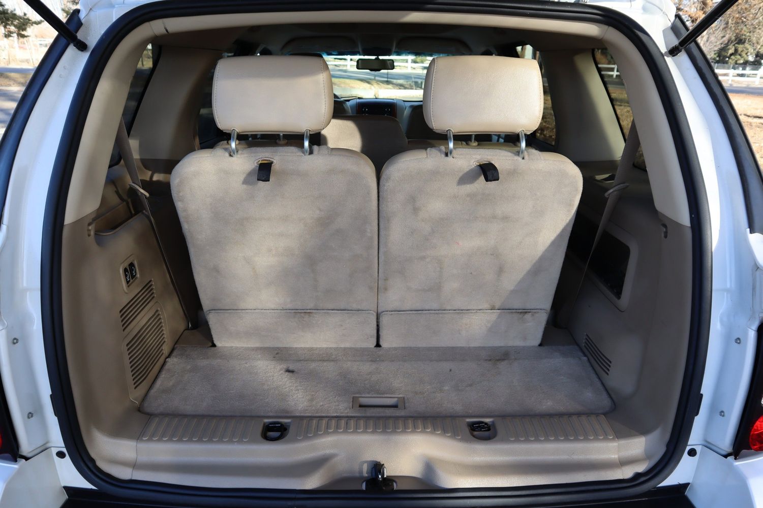 2010 Ford Explorer Eddie Bauer | Victory Motors of Colorado