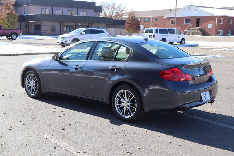2012 INFINITI G37 Sedan Photos