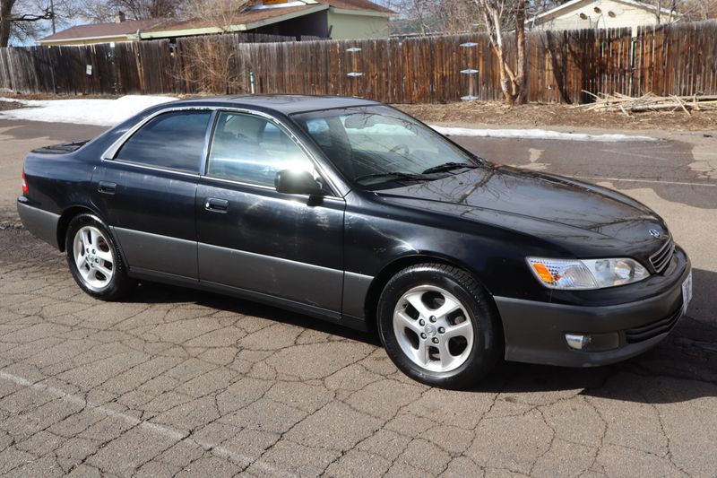 2000 Lexus ES 300 Photos