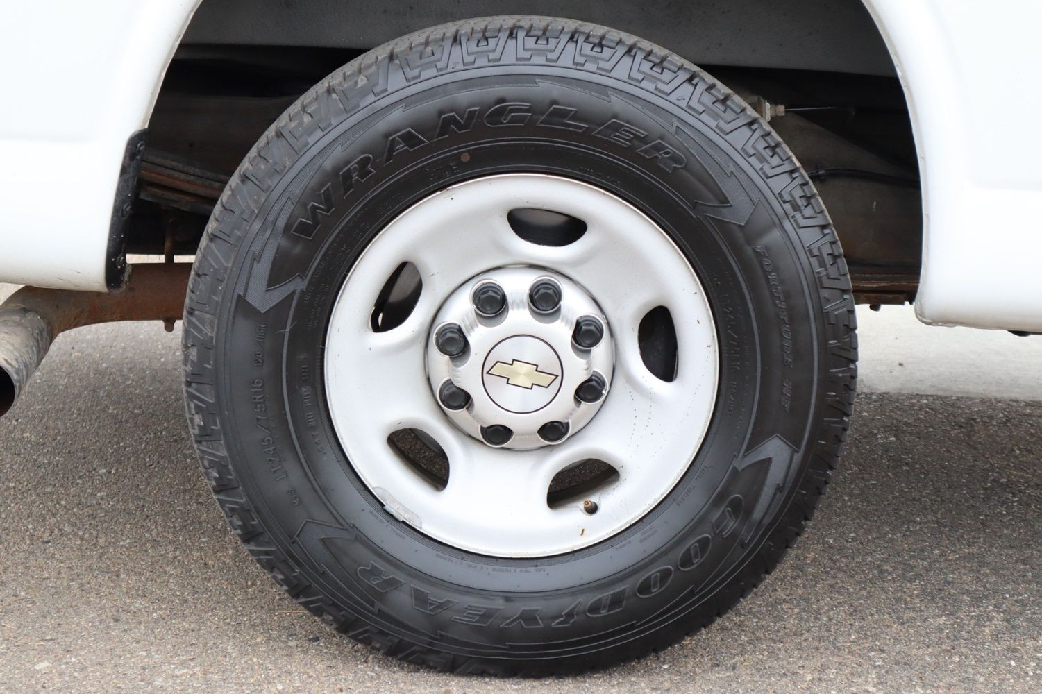 2013 Chevrolet Express Cargo 2500 | Victory Motors of Colorado