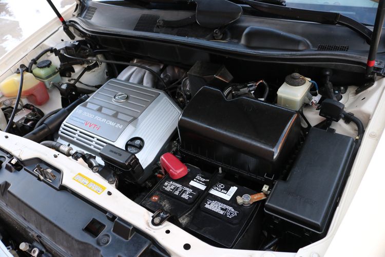 1999 Lexus RX 300 AWD | Victory Motors of Colorado