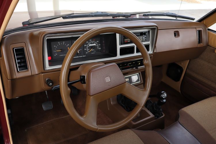 1987 Isuzu Pickup Base | Victory Motors of Colorado