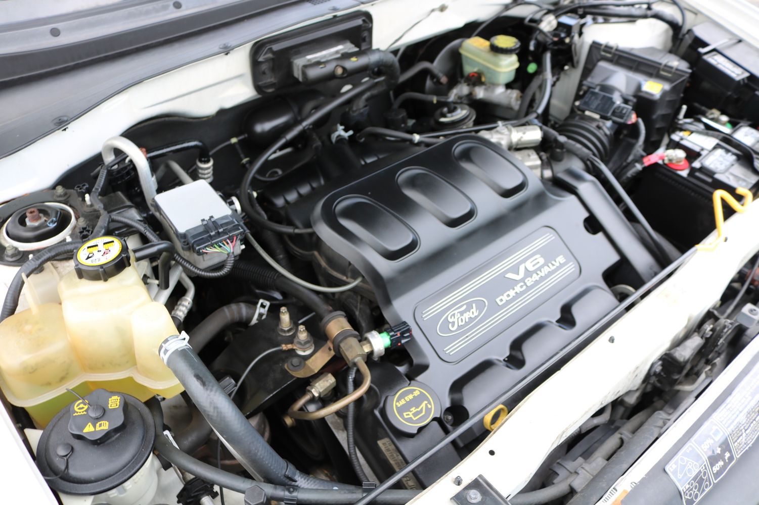 2002 Ford Escape XLT | Victory Motors of Colorado