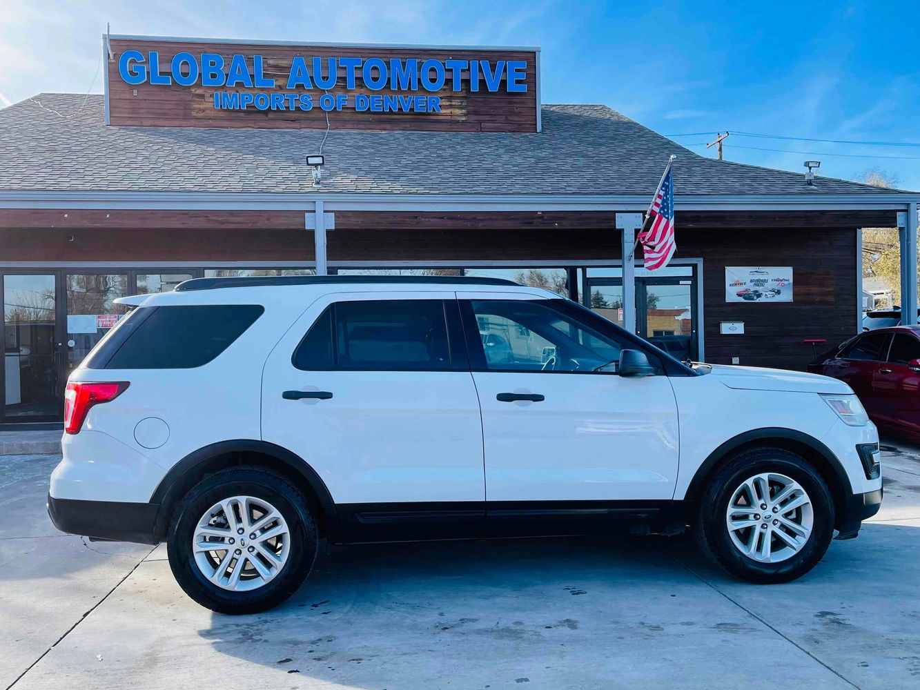 2017 Ford Explorer Base | Global Automotive Imports