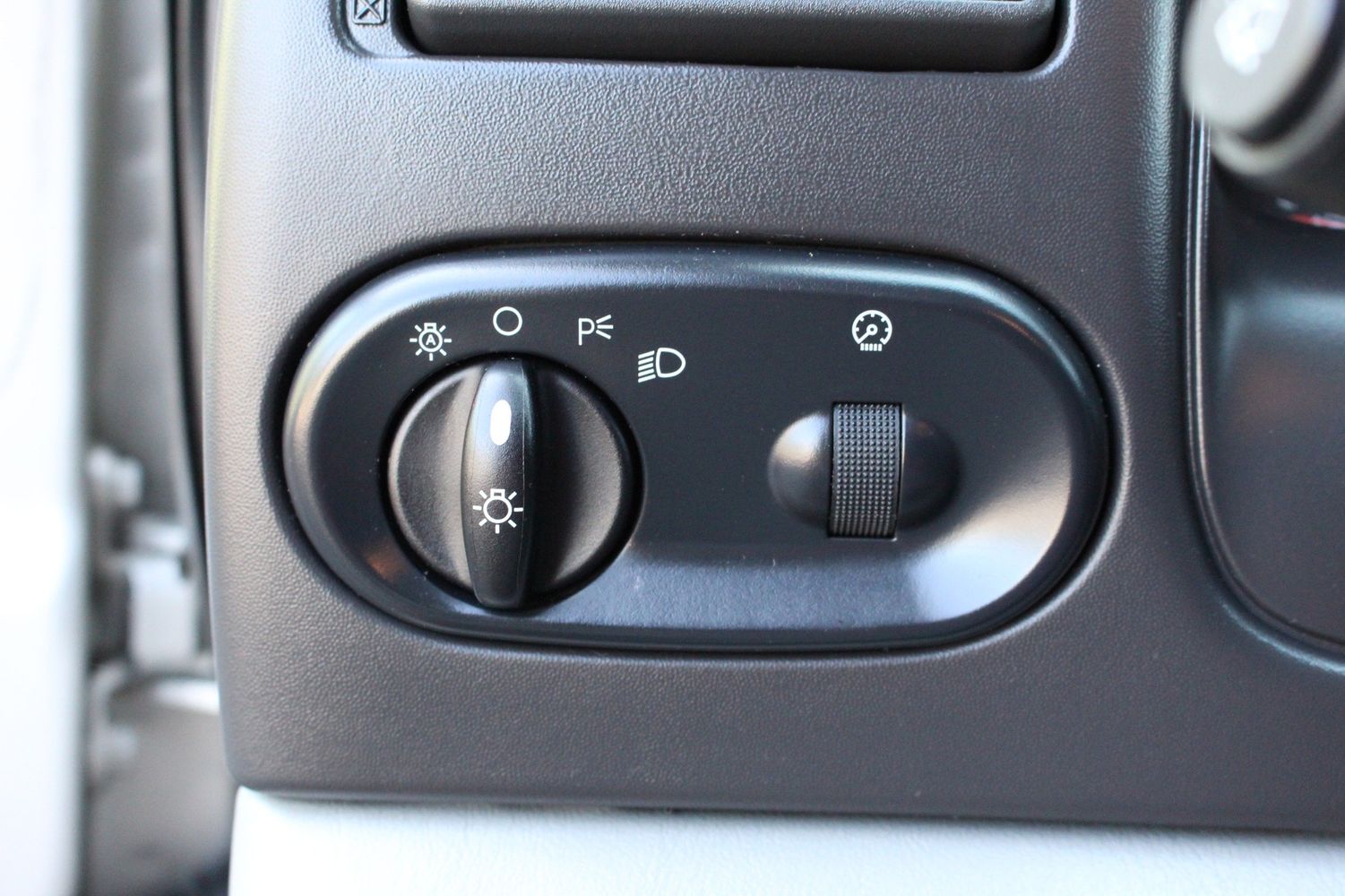 2005 Ford Excursion XLT | Victory Motors of Colorado