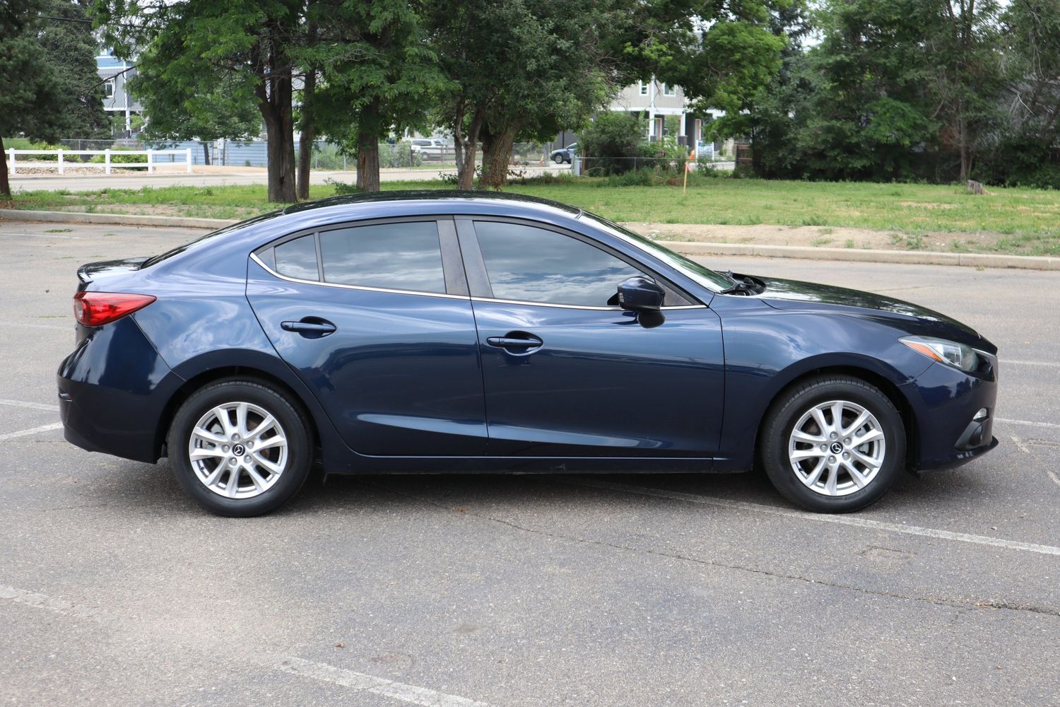2015 Mazda Mazda3 i Touring | Victory Motors of Colorado