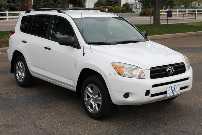 2008 Toyota RAV4 Photos