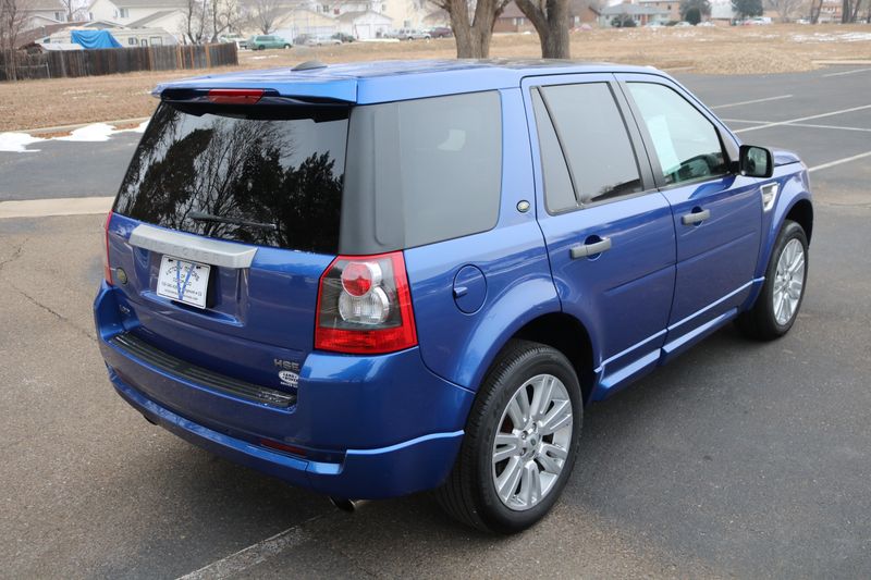 2009 Land Rover LR2 Photos