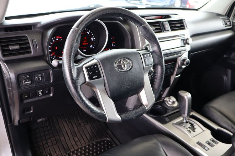 2010 Toyota 4Runner Limited | Victory Motors of Colorado