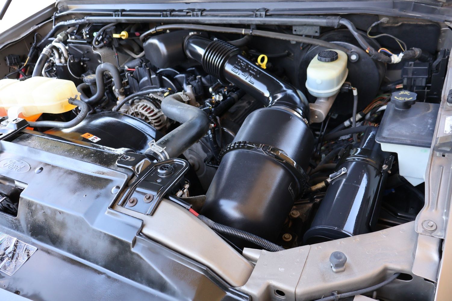 2003 Ford F-250 Super Duty XL | Victory Motors of Colorado