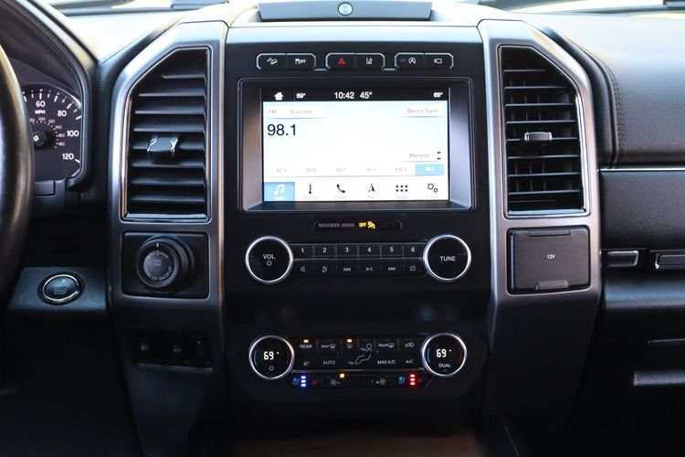 2019 Ford Expedition Platinum | Victory Motors of Colorado