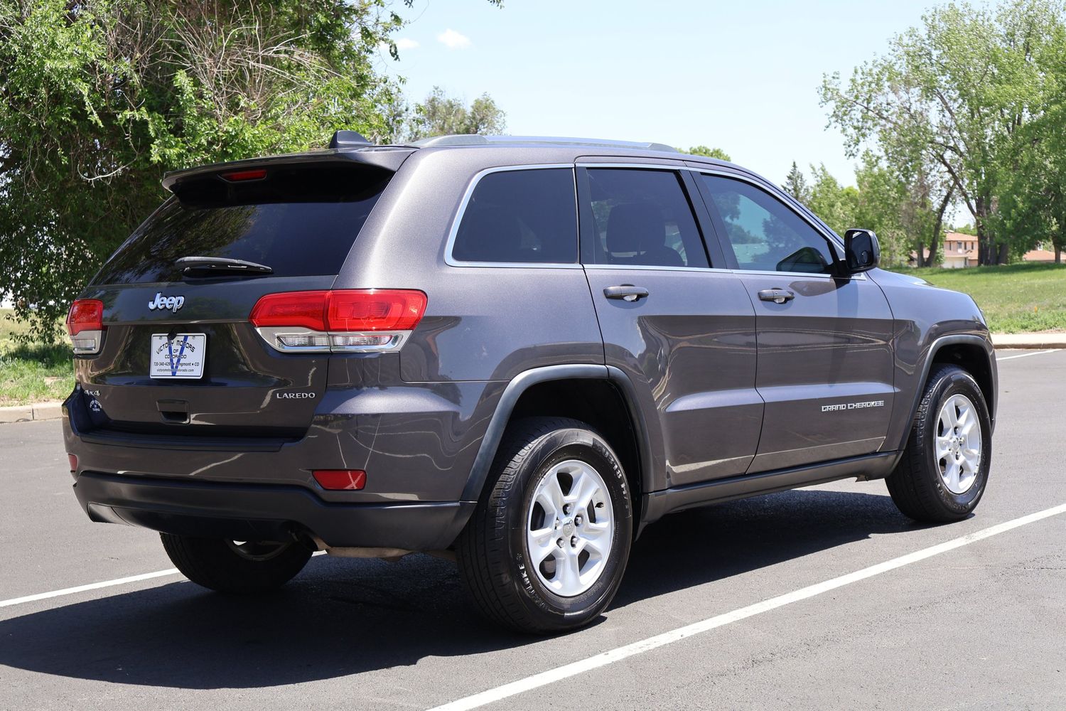 2015 Jeep Grand Cherokee Laredo | Victory Motors of Colorado