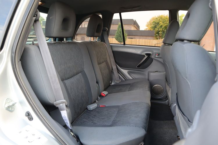 2002 Toyota RAV4 Base | Victory Motors of Colorado