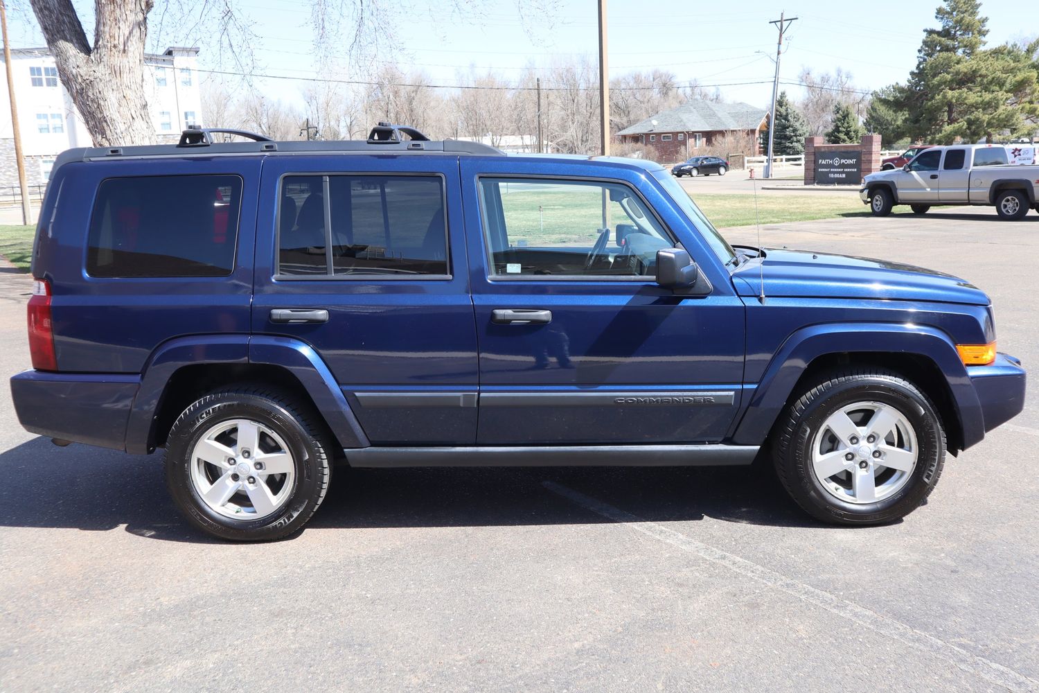 2006 Jeep Commander Base | Victory Motors of Colorado