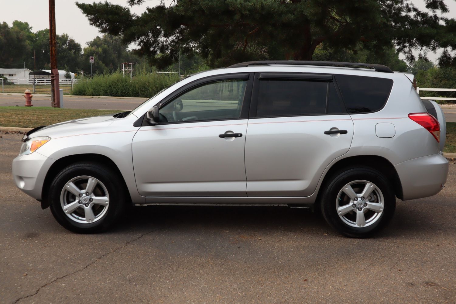 2007 Toyota RAV4 Base | Victory Motors of Colorado