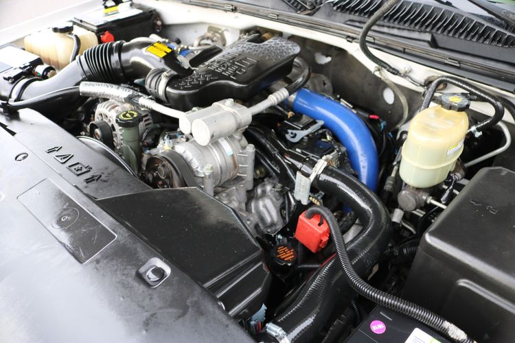 2002 GMC Sierra 2500HD | Victory Motors of Colorado