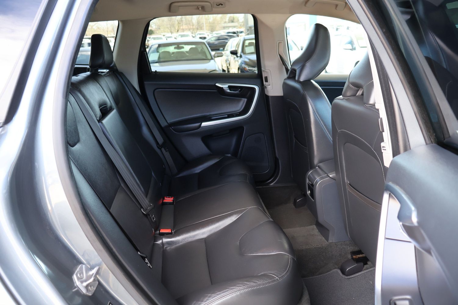 2016 Volvo XC60 T5 Premier | Victory Motors of Colorado