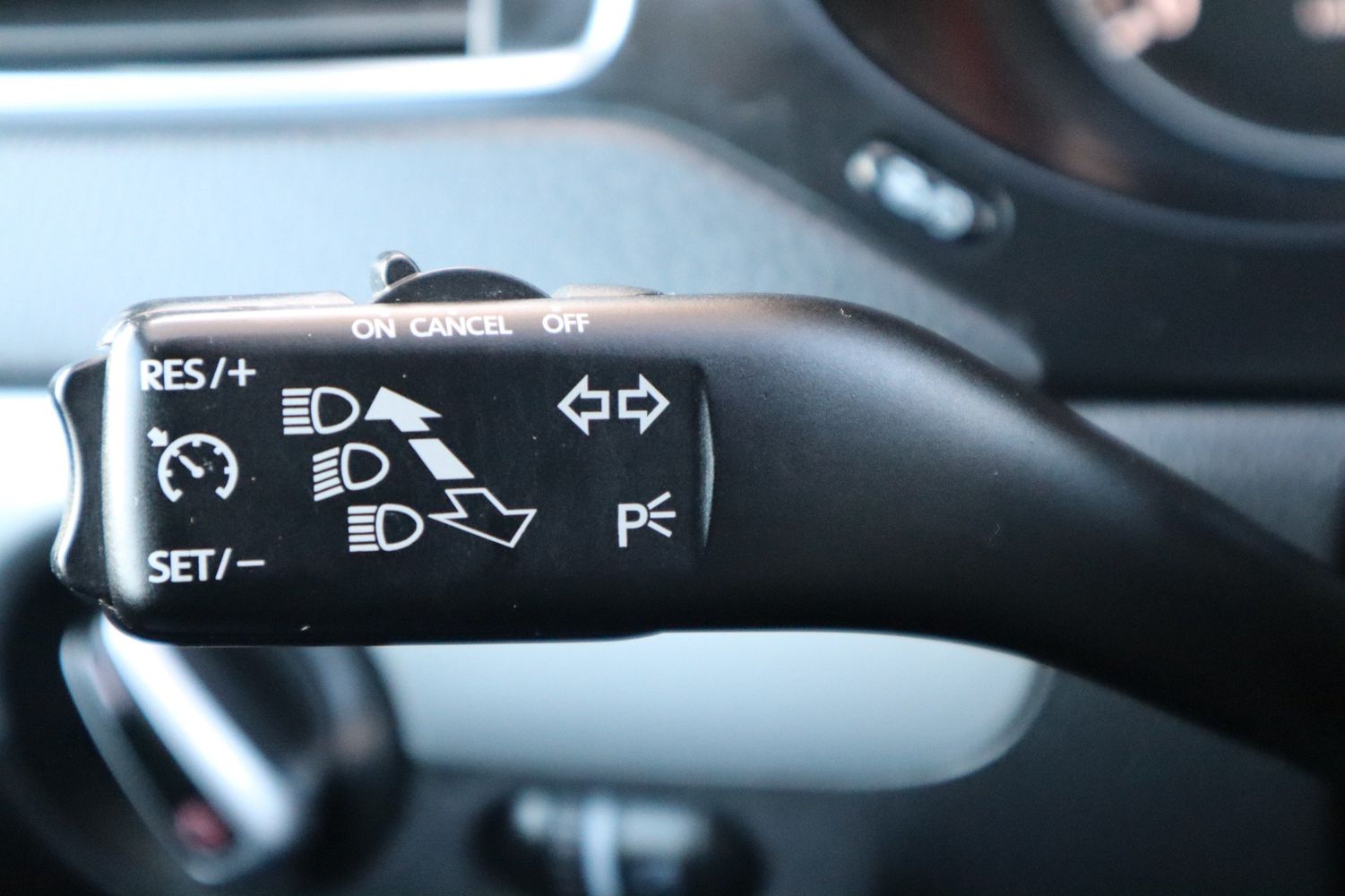 2013 Volkswagen Jetta SE PZEV | Victory Motors of Colorado