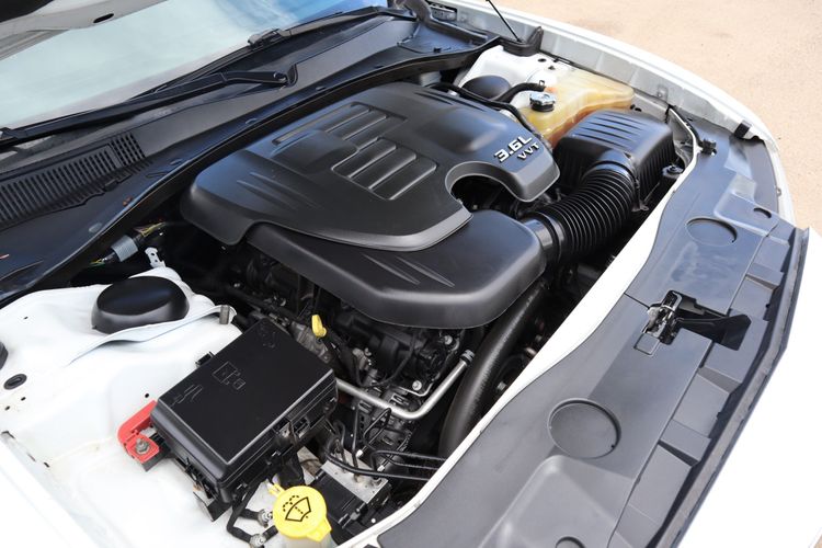 2014 Dodge Charger SXT | Victory Motors of Colorado