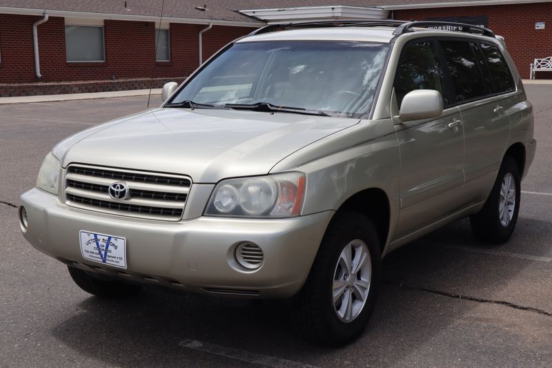 2003 Toyota Highlander Photos