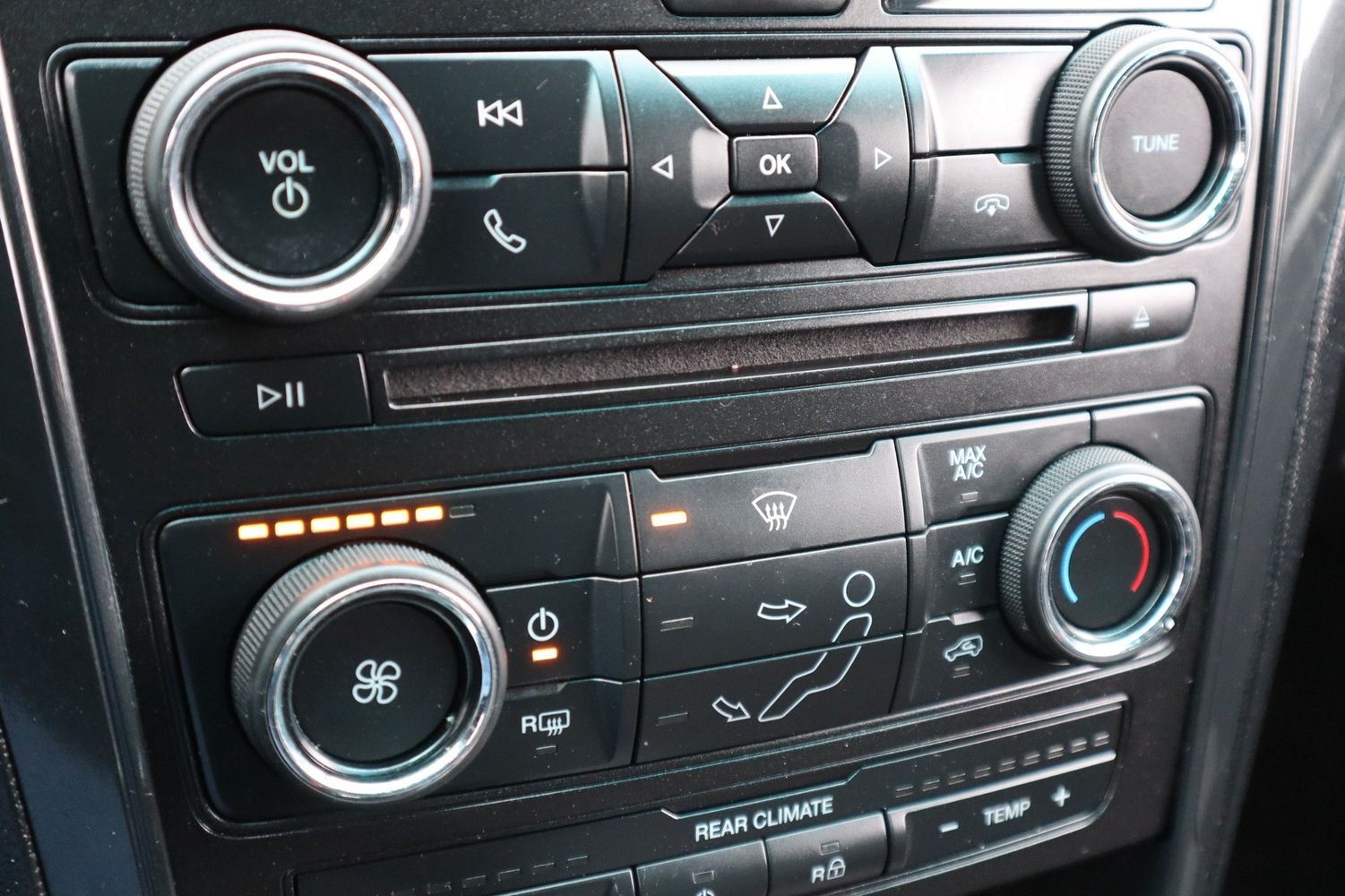 2017 Ford Explorer XLT | Victory Motors of Colorado