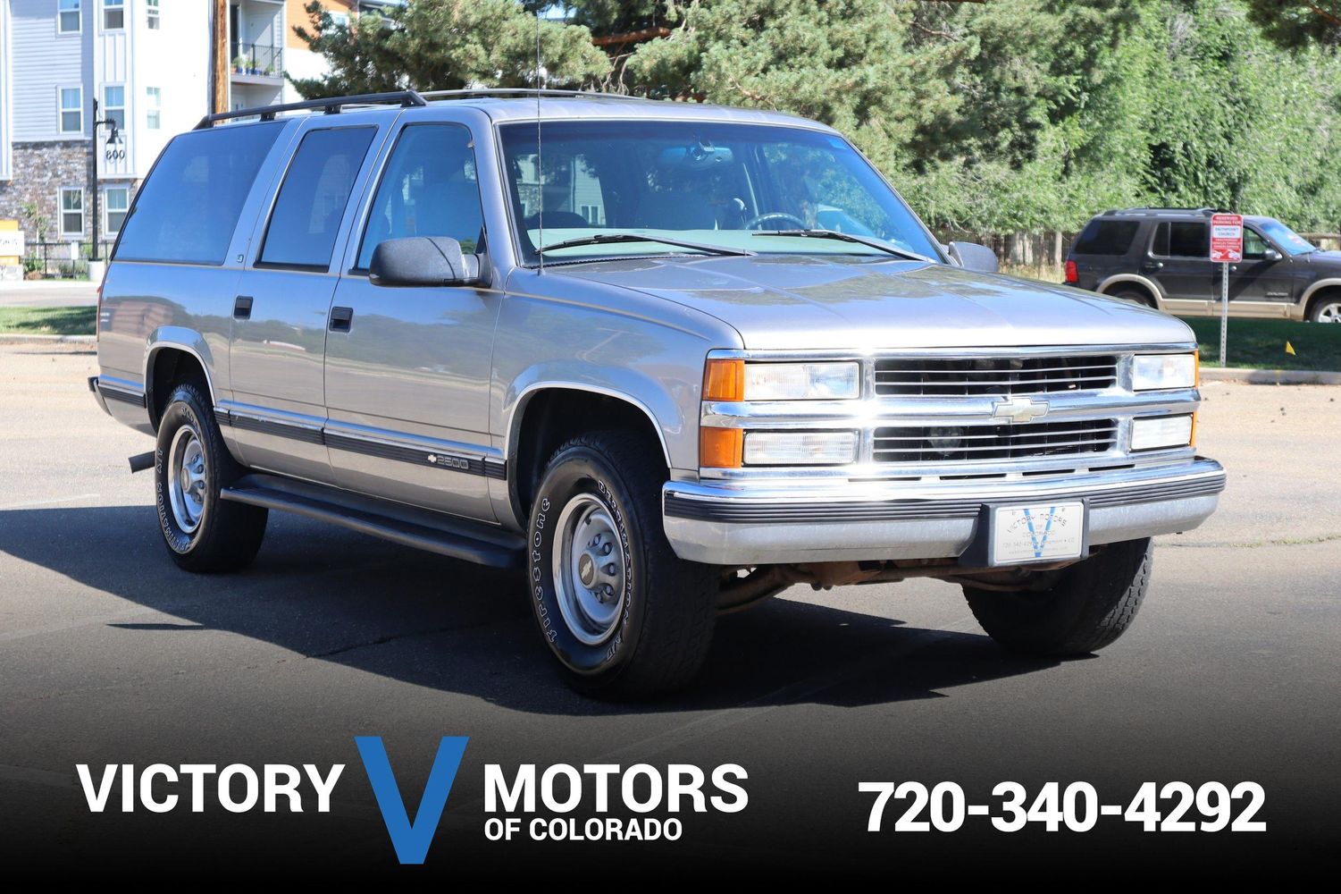 1999 Chevrolet Suburban C2500 LS | Victory Motors of Colorado