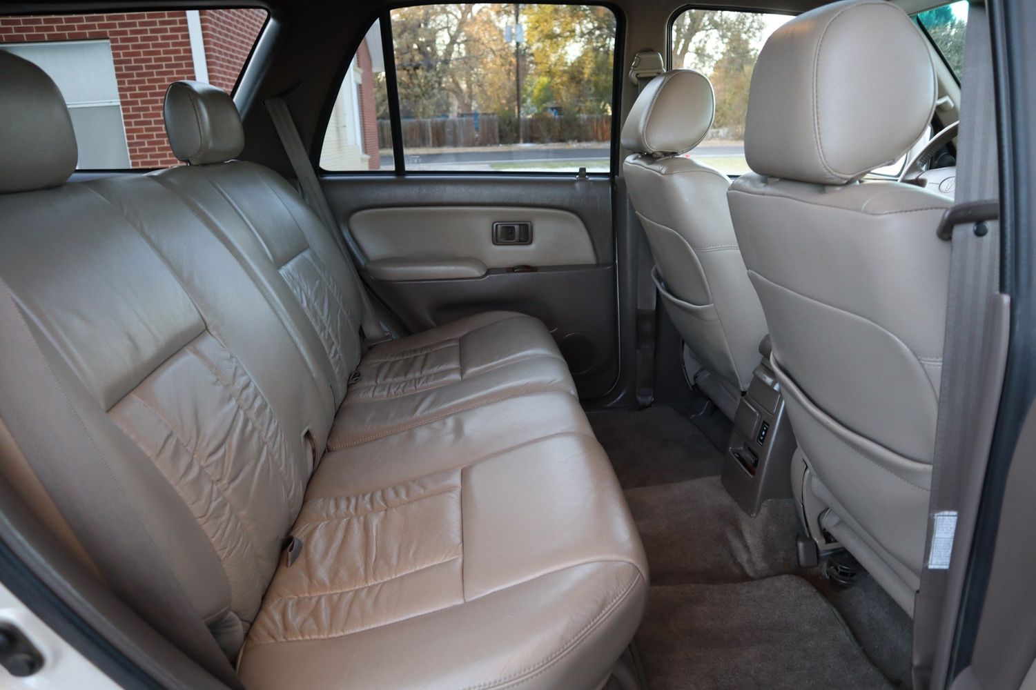 1998 Toyota 4Runner Limited | Victory Motors of Colorado