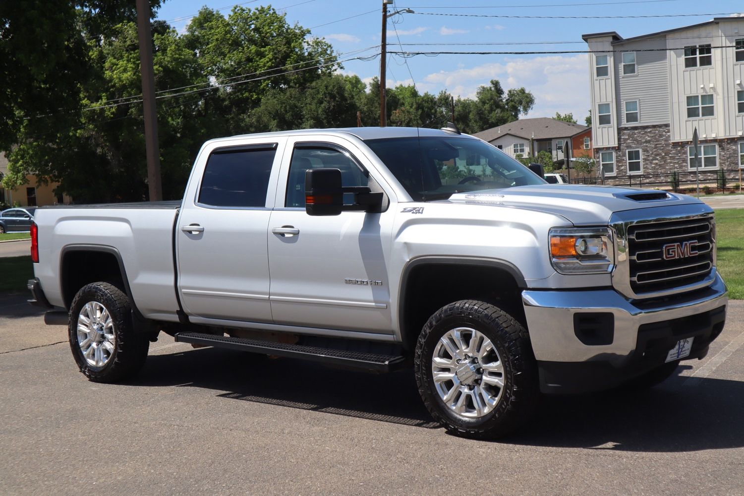 2018 GMC Sierra 2500HD SLE | Victory Motors of Colorado