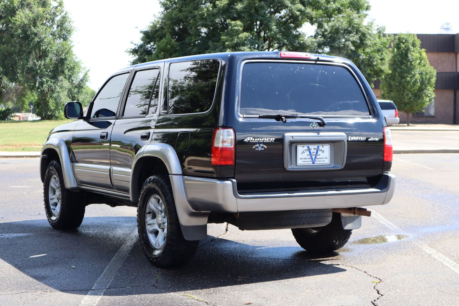 2001 Toyota 4Runner Limited | Victory Motors of Colorado