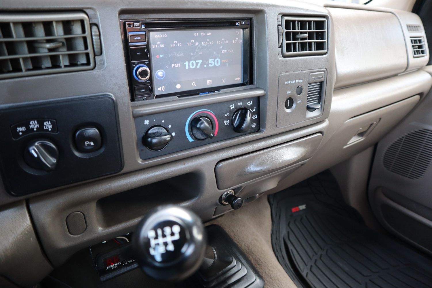 2002 Ford F-250 Super Duty XL | Victory Motors of Colorado