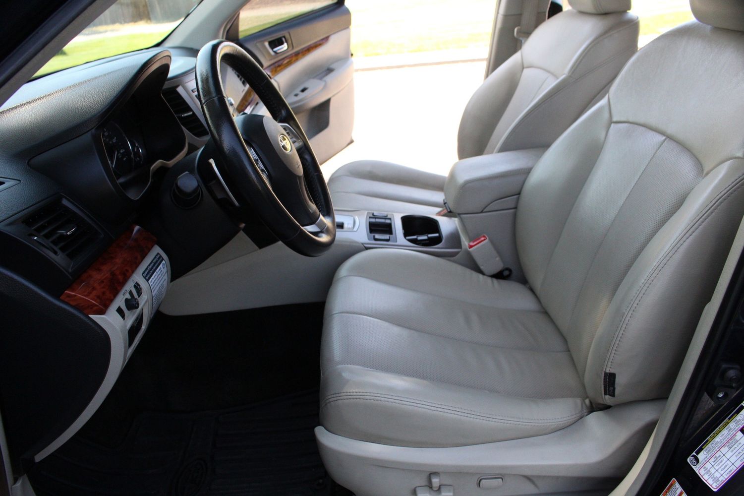 2012 Subaru Outback 2.5i Limited | Victory Motors of Colorado