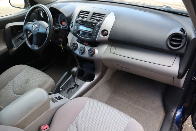 2007 Toyota RAV4 Base | Victory Motors of Colorado