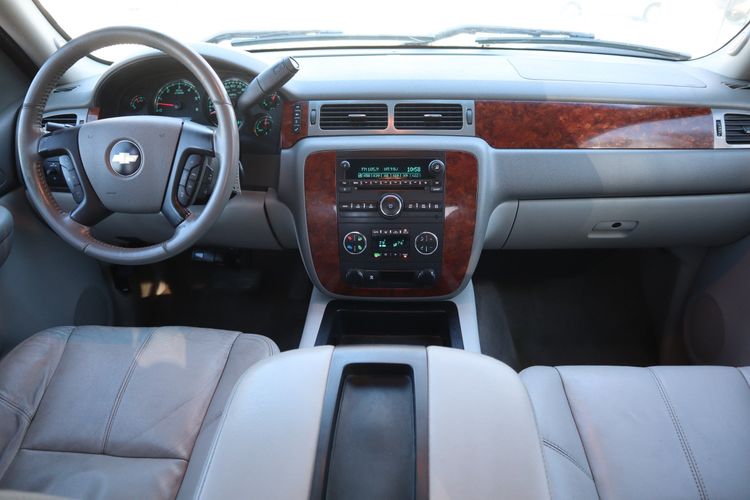 2009 Chevrolet Silverado 1500 LTZ | Victory Motors of Colorado