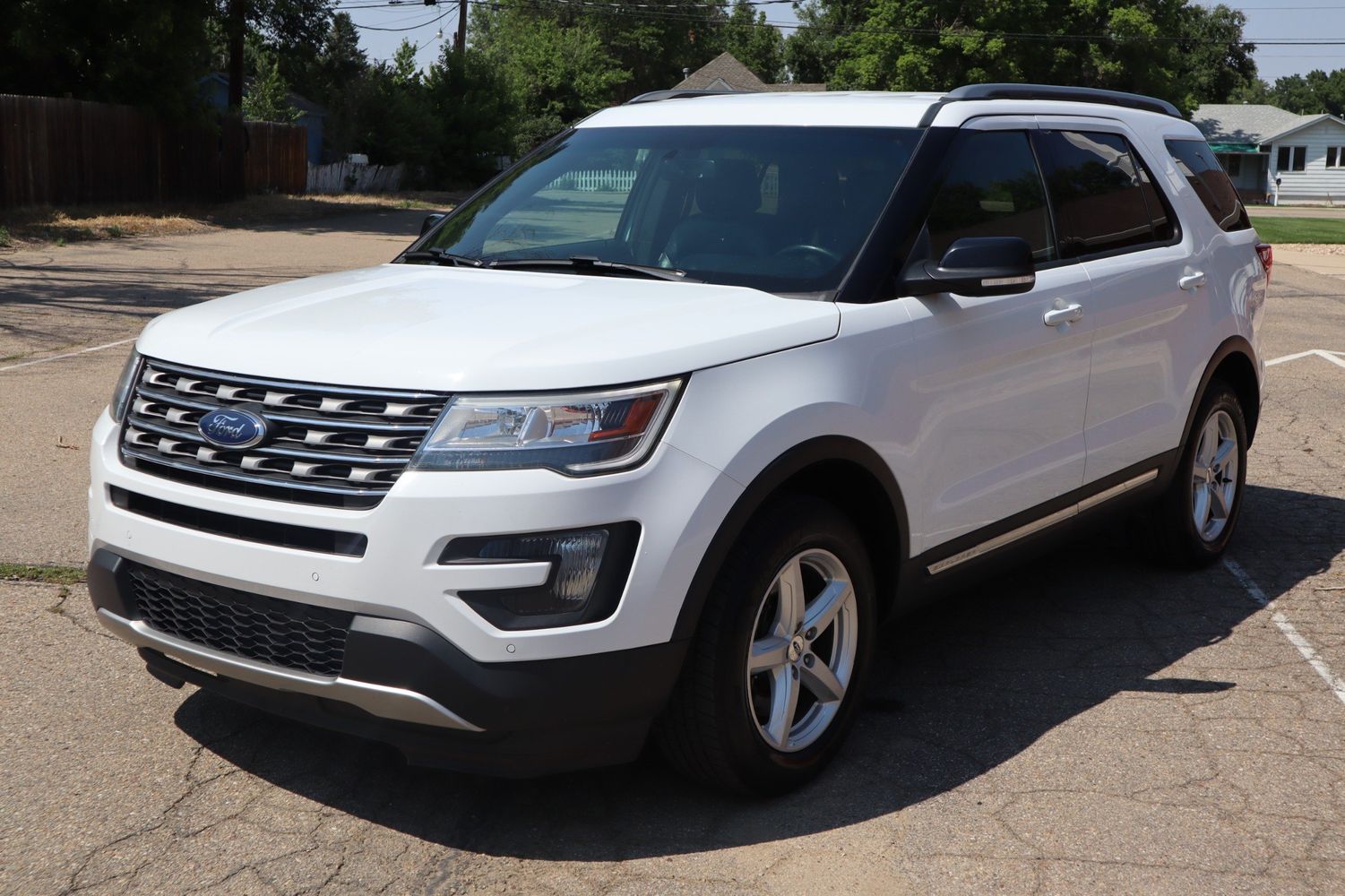 2016 Ford Explorer XLT | Victory Motors of Colorado