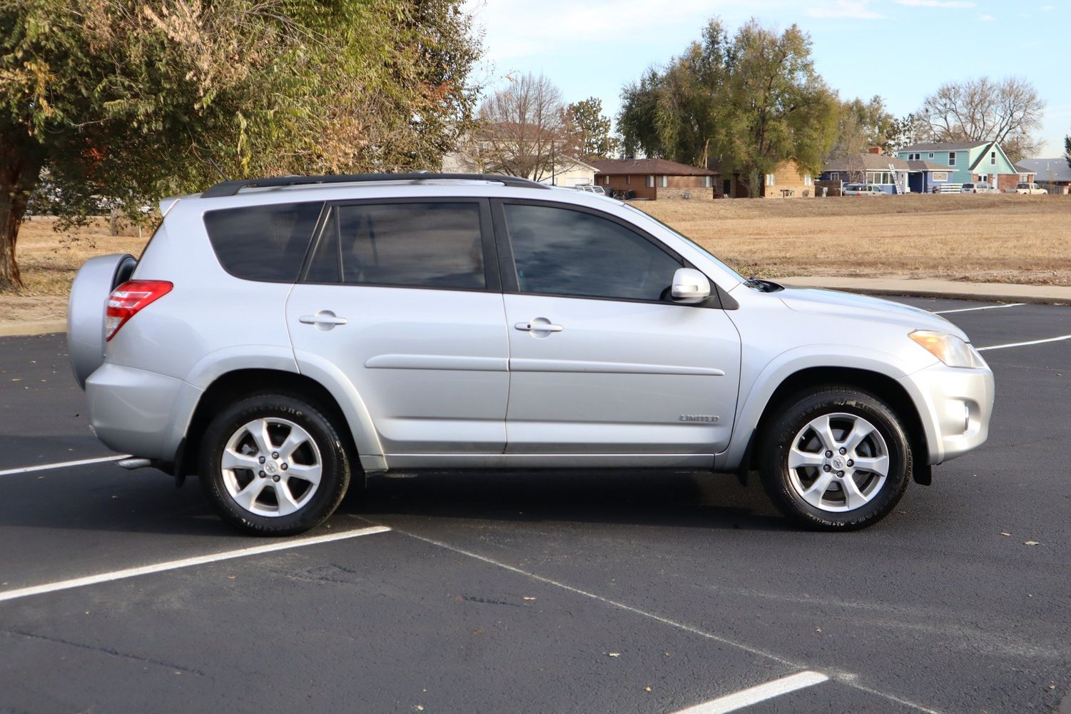 2010 Toyota RAV4 Limited | Victory Motors of Colorado