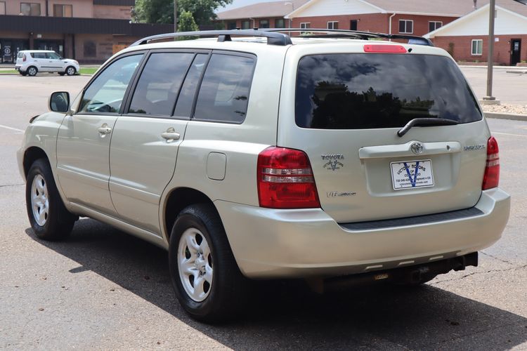 2003 Toyota Highlander Base | Victory Motors of Colorado